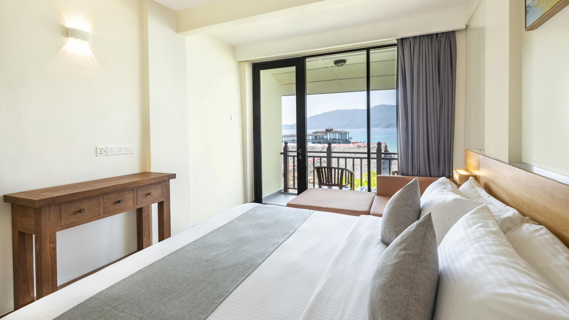 Bubu Long Beach Resort | Resort in Perhentian Island