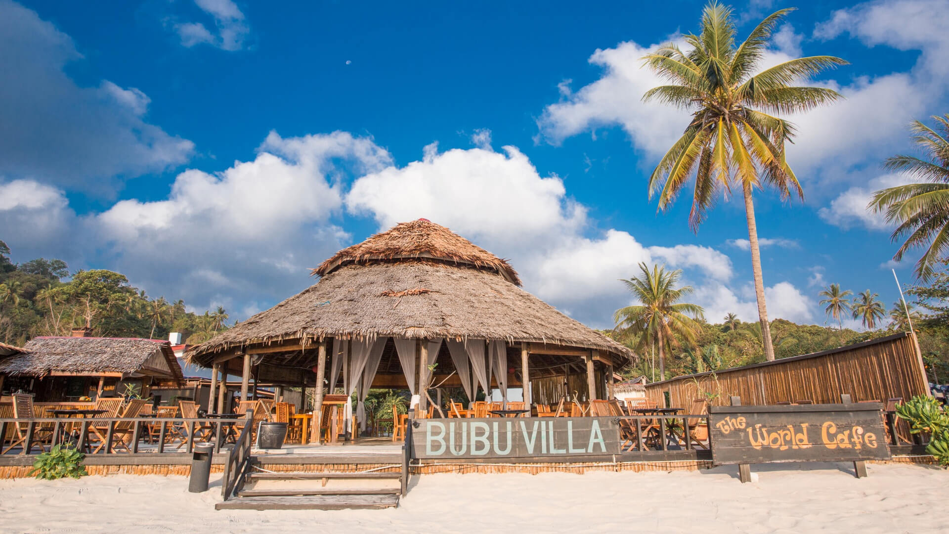 Malaysia Resorts | Bubu Long Beach Resort